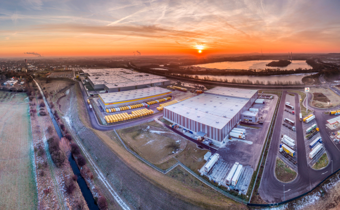 CENTRE DE DISTRIBUTION